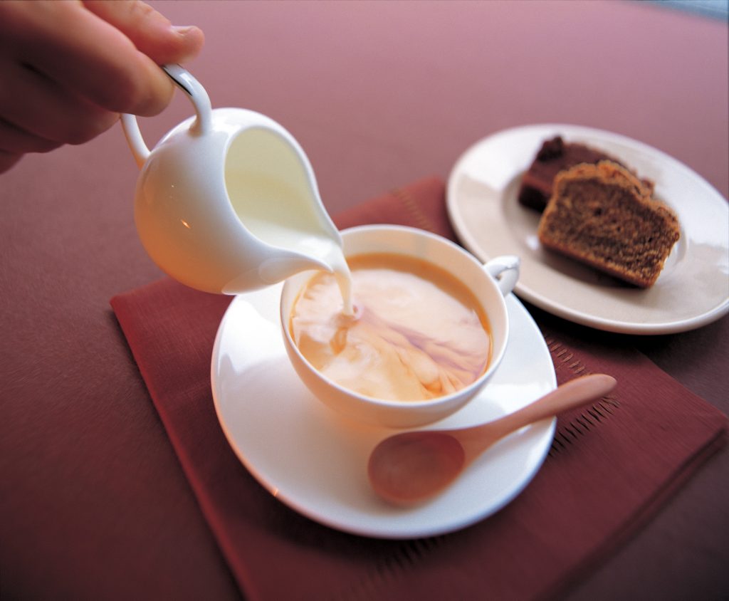 %e3%83%9f%e3%83%ab%e3%82%af%e3%83%86%e3%82%a3%e3%83%bc | LUPICIA TEA SCHOOL